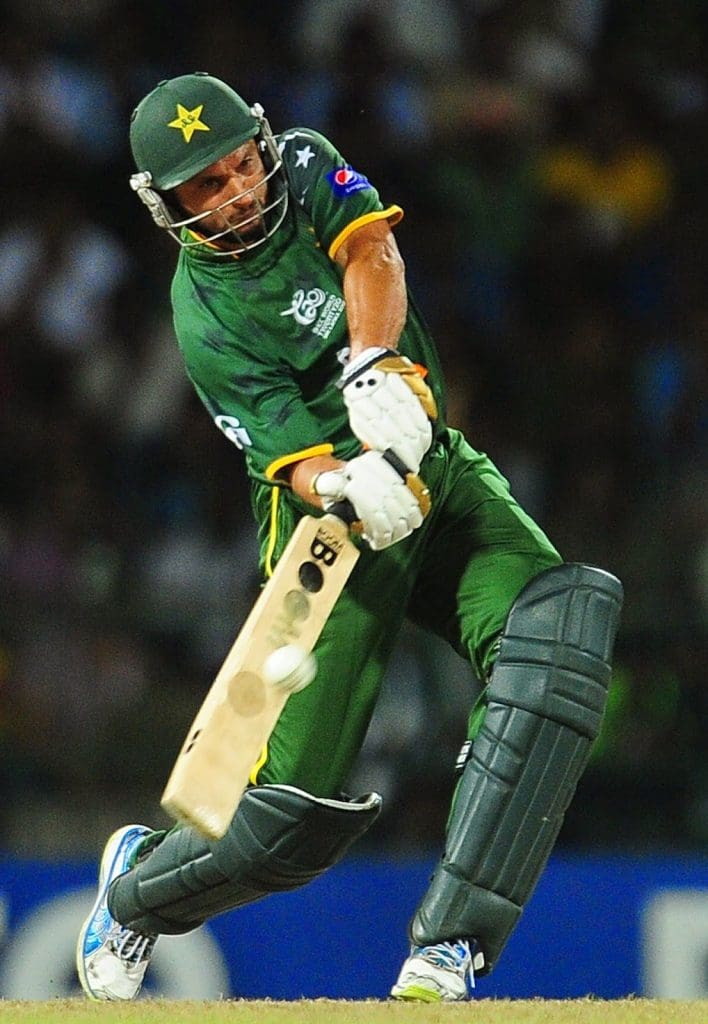 Top 12 Longest Six in Cricket History (Updated 2025)